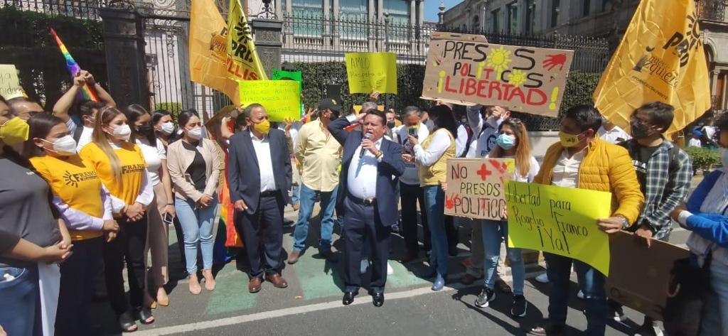 Jesús Zambrano, Presidente Nacional del PRD encabeza mítin pacifico ...